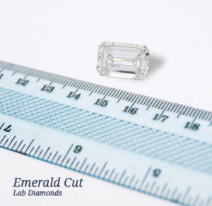 Pear Cut Diamond Size Chart: Carat, Weight, MM Guide